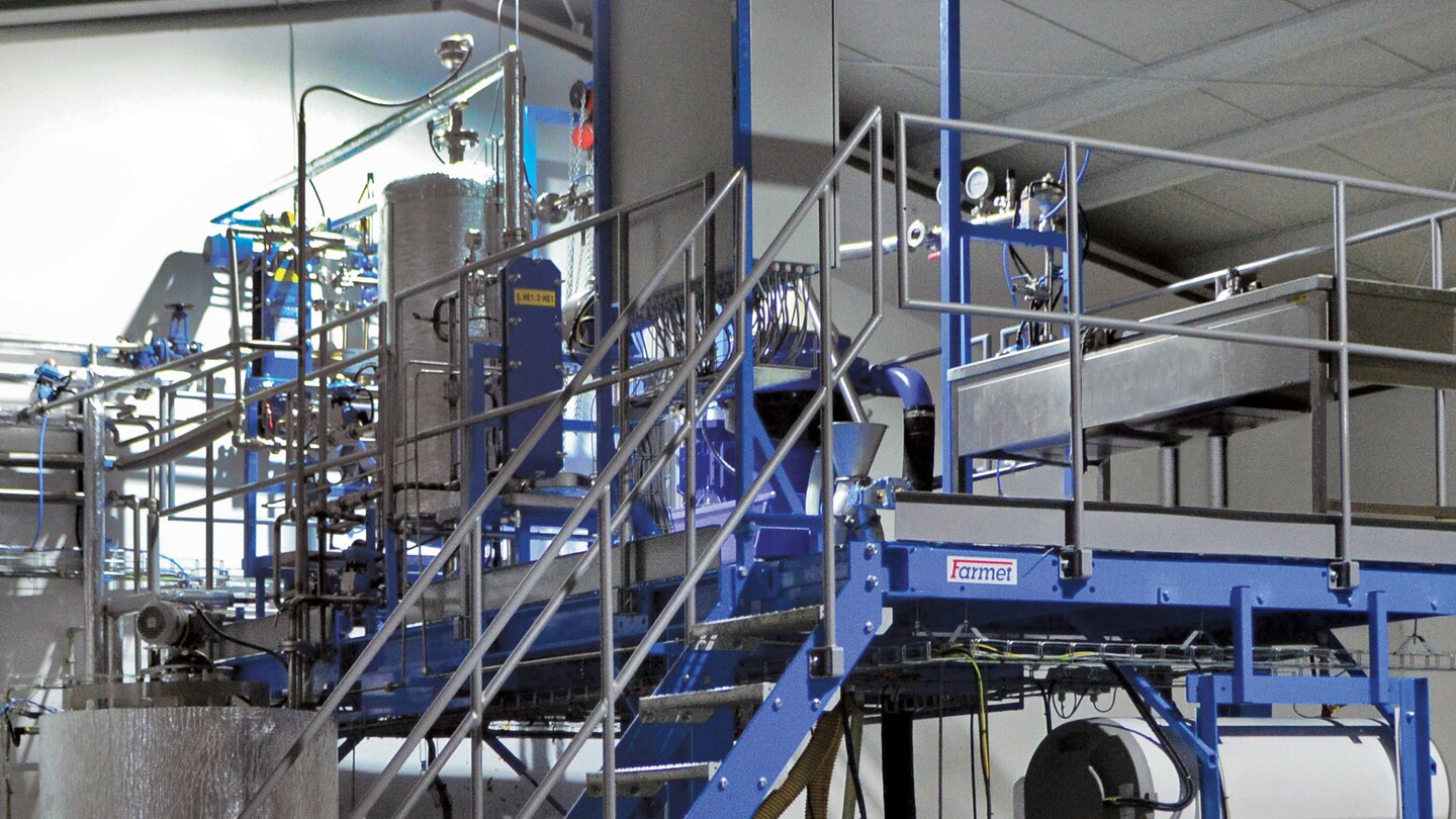 Implementation of the DEGUMMING Technology - Slovakia - Farmet